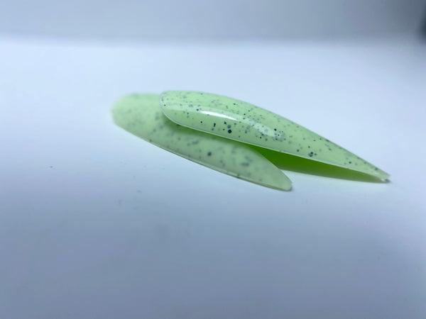 Esmalte semipermanente Macarons - Avocado Dicaprio - Libre de HEMA y T ...